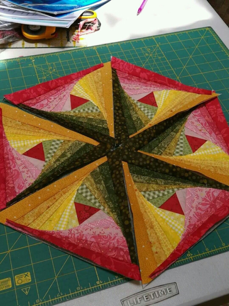 Triangle Log Cabin – The Twisted Log Cabin Quilt Pattern - Quilting Wonders